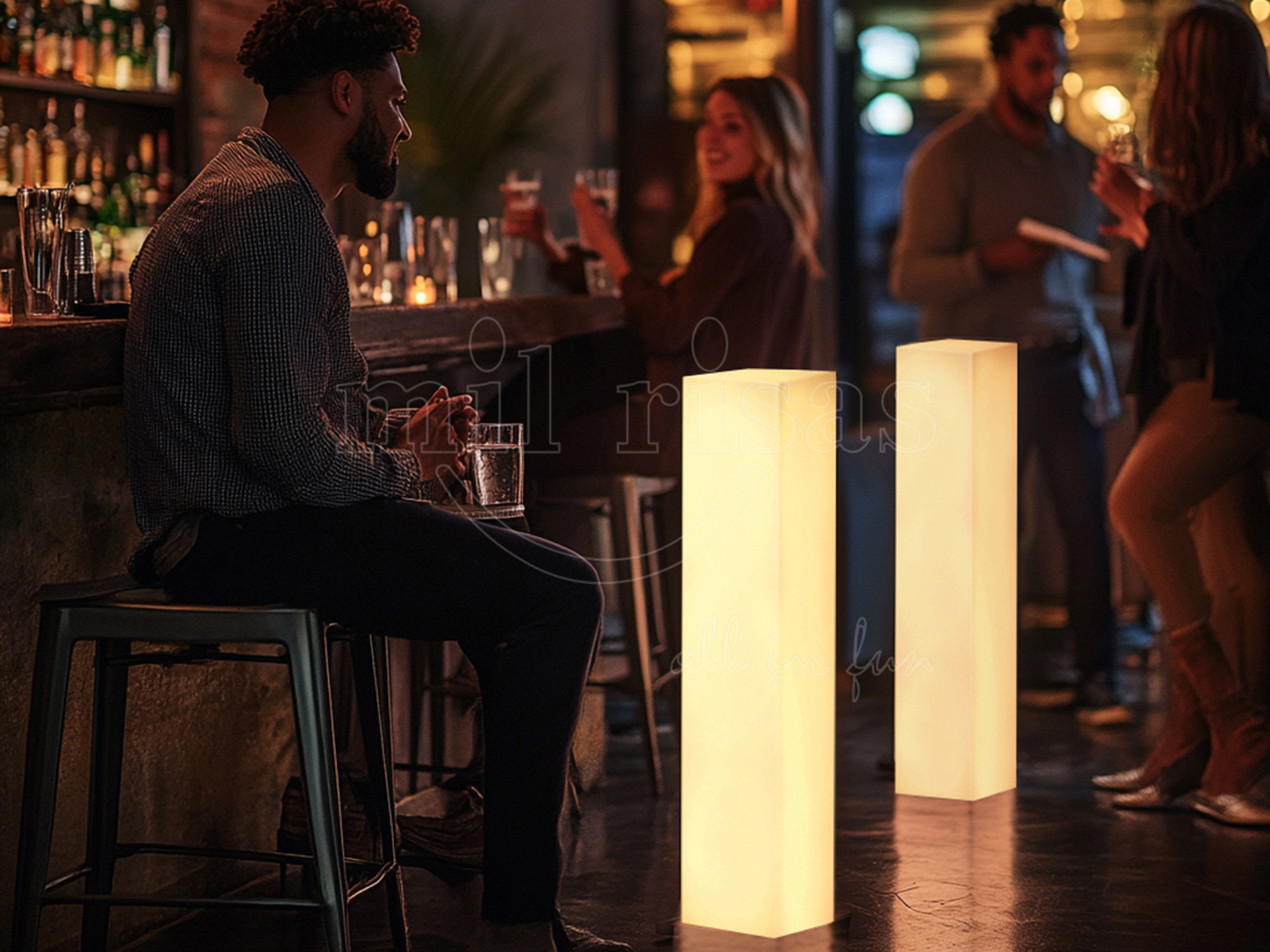 Lighted Columns for Events, Bars & Resorts | Colorfuldeco