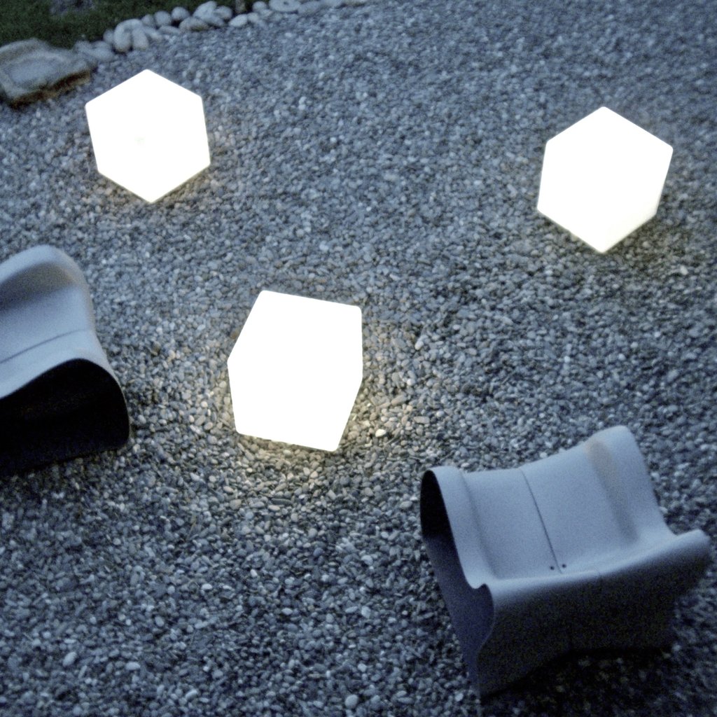 Solar Cube Lights | Illuminate Your Garden | Colorfuldeco