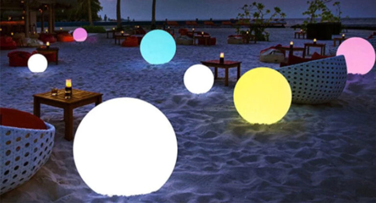 Outdoor Light Balls for Elegant Decor | Colorfuldeco