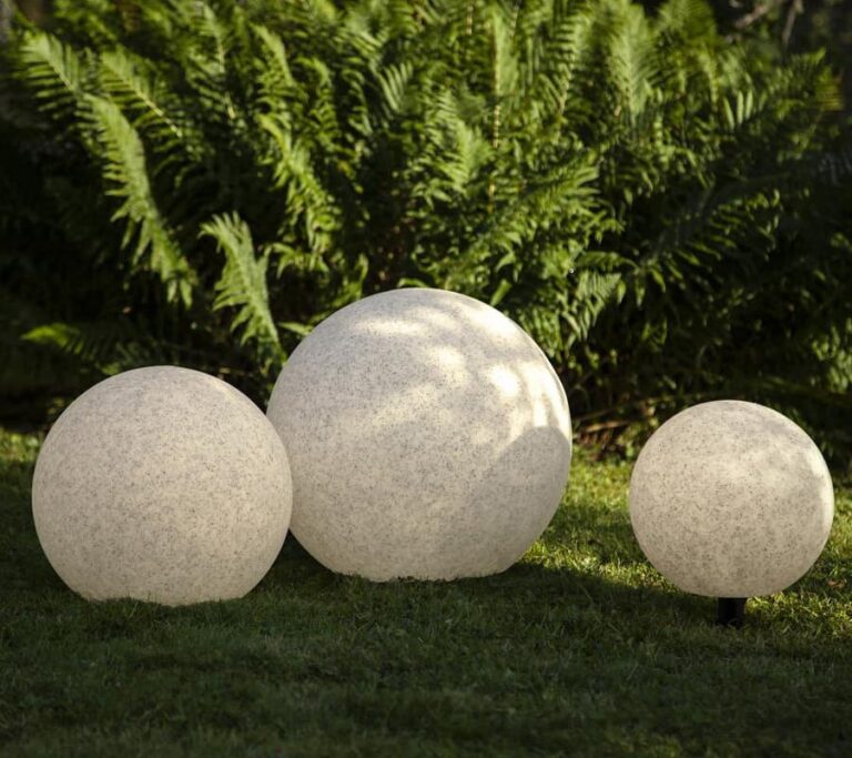 Eco-Friendly Solar Glow Balls for Outdoor Decor | Colorfuldeco