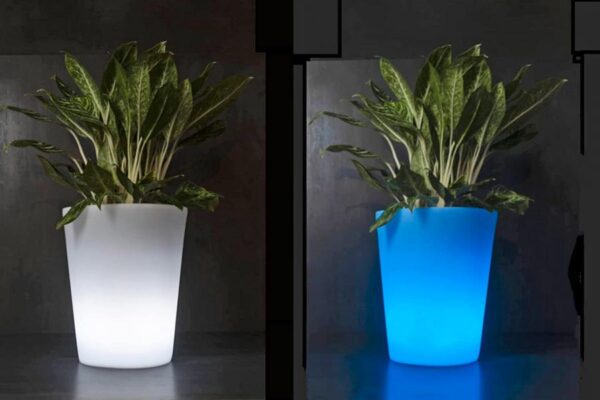 Solar LED Planters | Outdoor Solar Garden Planters | Colorfuldeco