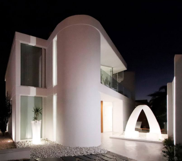 Outdoor Arch LED Benches | Illuminating Ambiance | Colorfuldeco